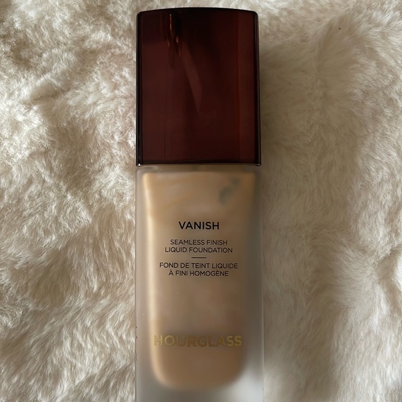 Hourglass | Makeup | Hourglass Vanish Seamless Finish Liquid Foundation ...